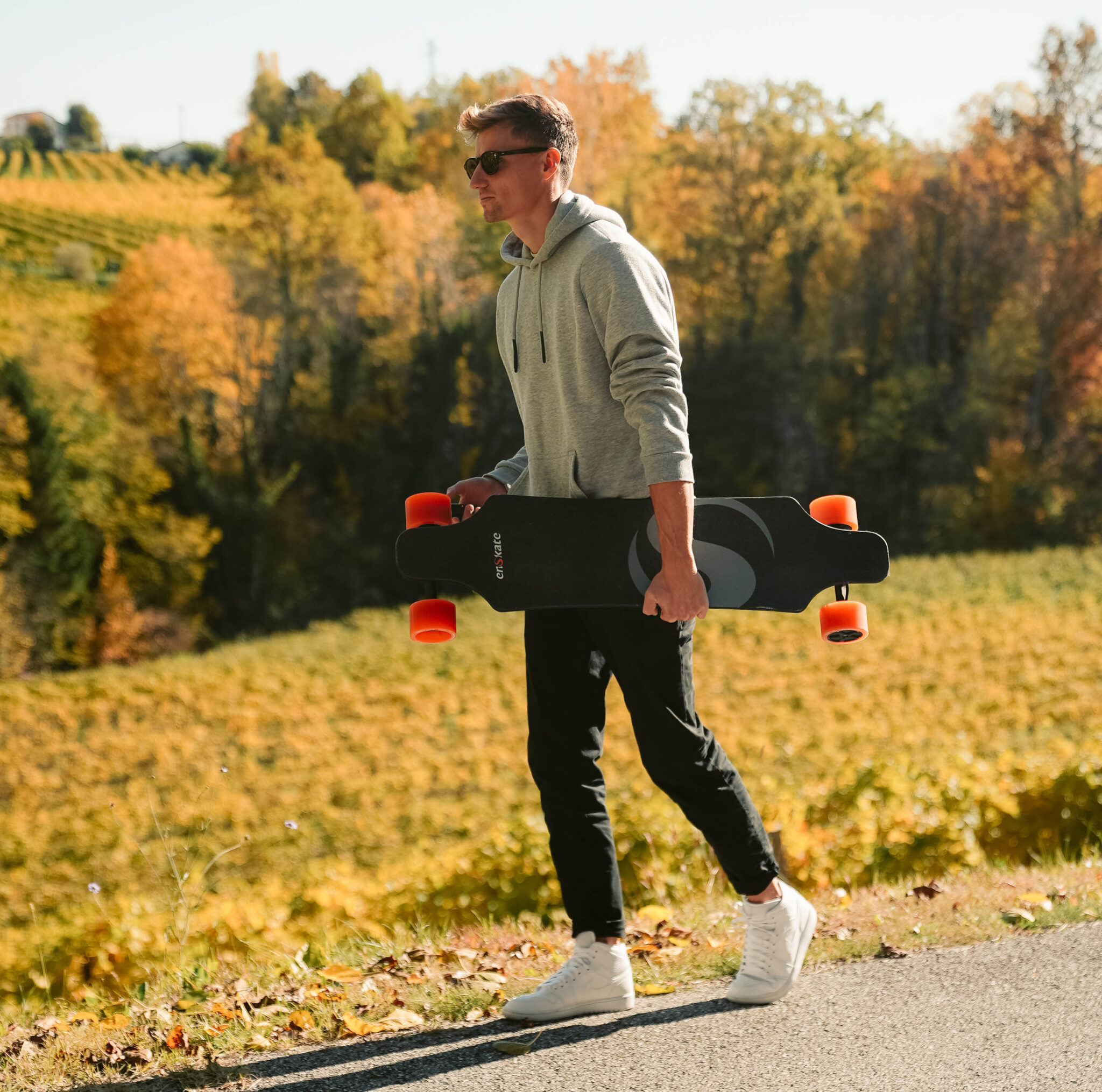 Enskate Electric Skateboard Longboard R3 with Wireless Remote Control ...