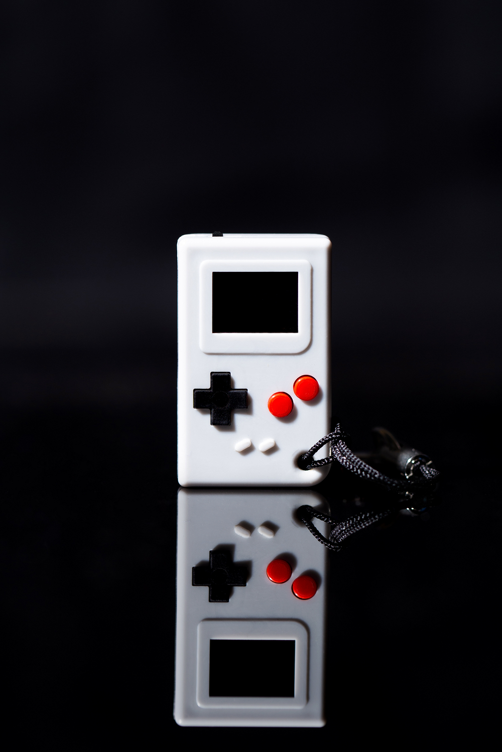 Thumby™ The Playable and Programmable Keychain, Gray – Oz Robotics