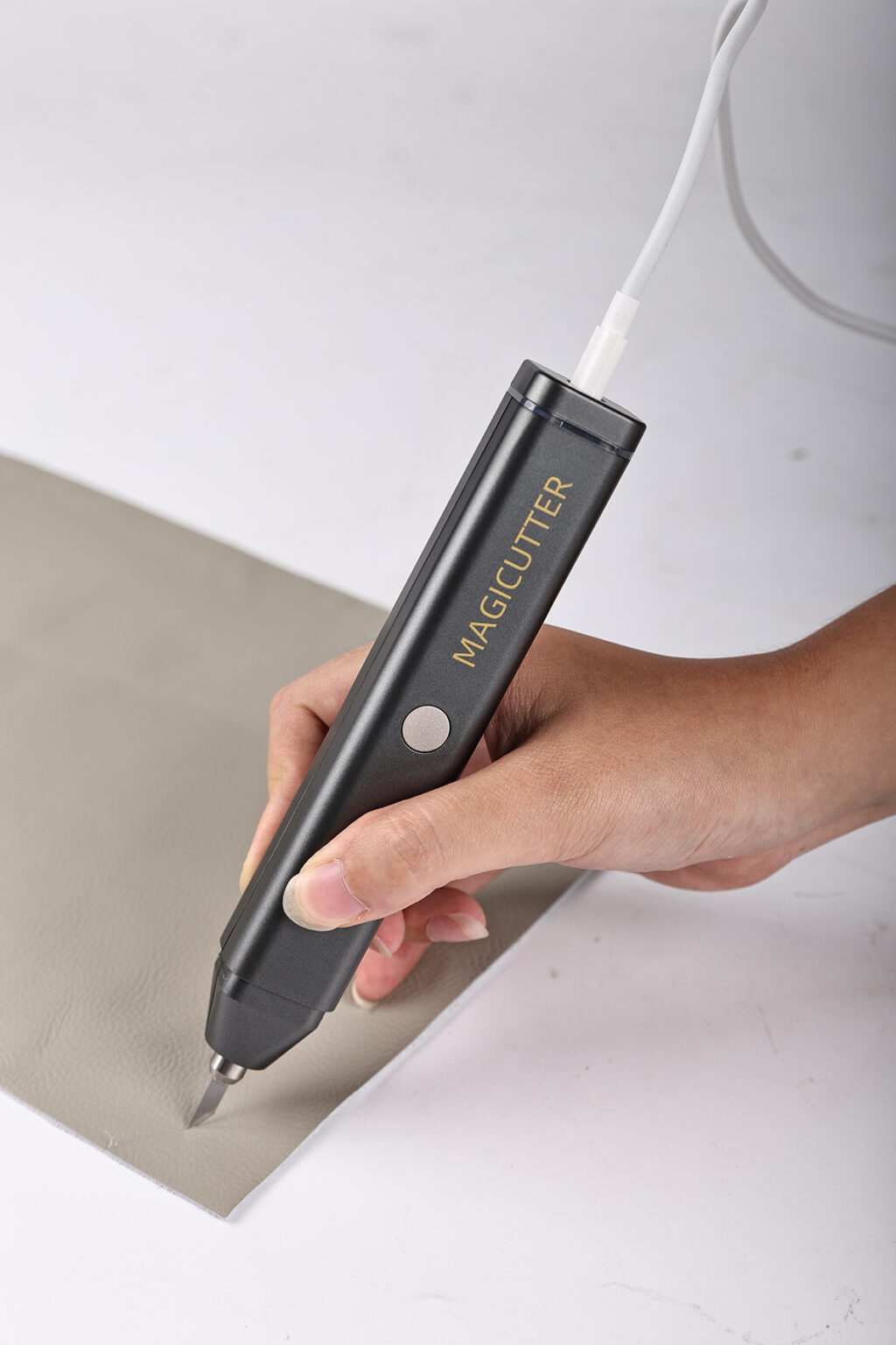 30W Smallest Portable Ultrasonic Cutter: Magicutter – Oz Robotics